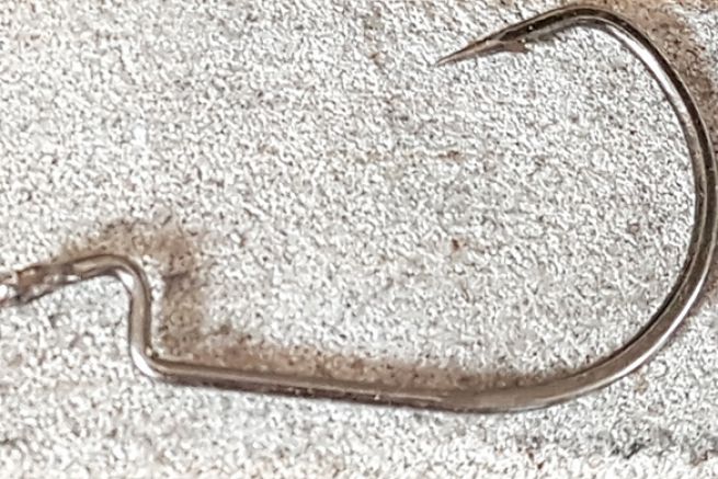 Affûter ses hameçons pour leur redonner du piquant